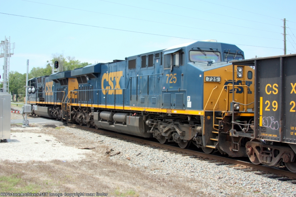 CSX 725